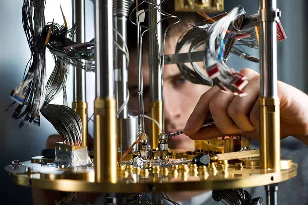 Microsoft makes Quantum Development Kit open source available ...