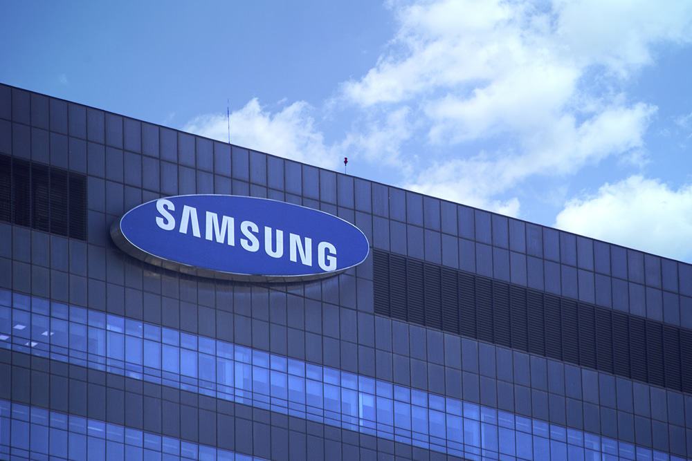 Samsung launches SAS-4 enterprise SSD for servers - Techzine Global