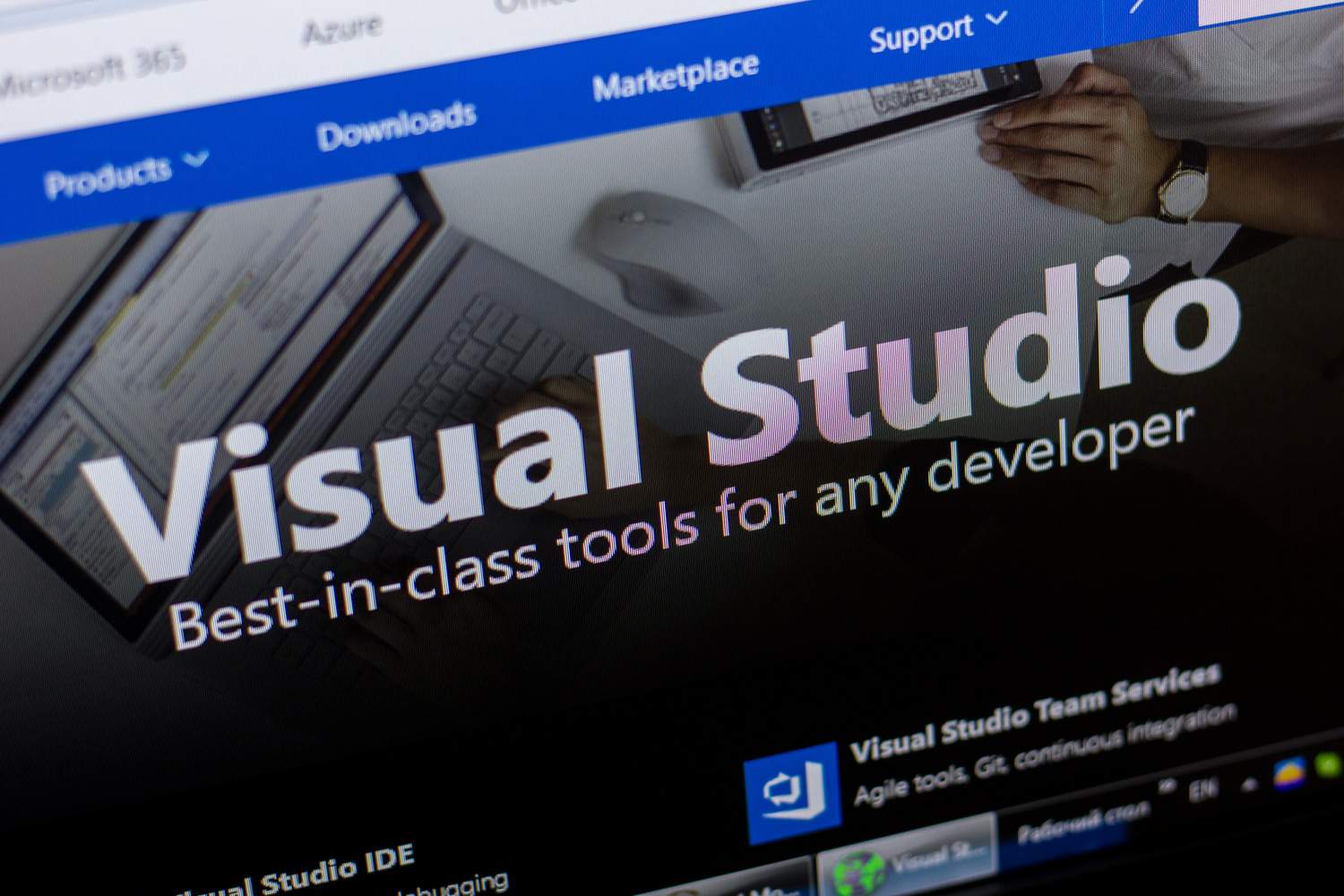 Microsoft announces robust new release of Visual Studio Code - Techzine ...