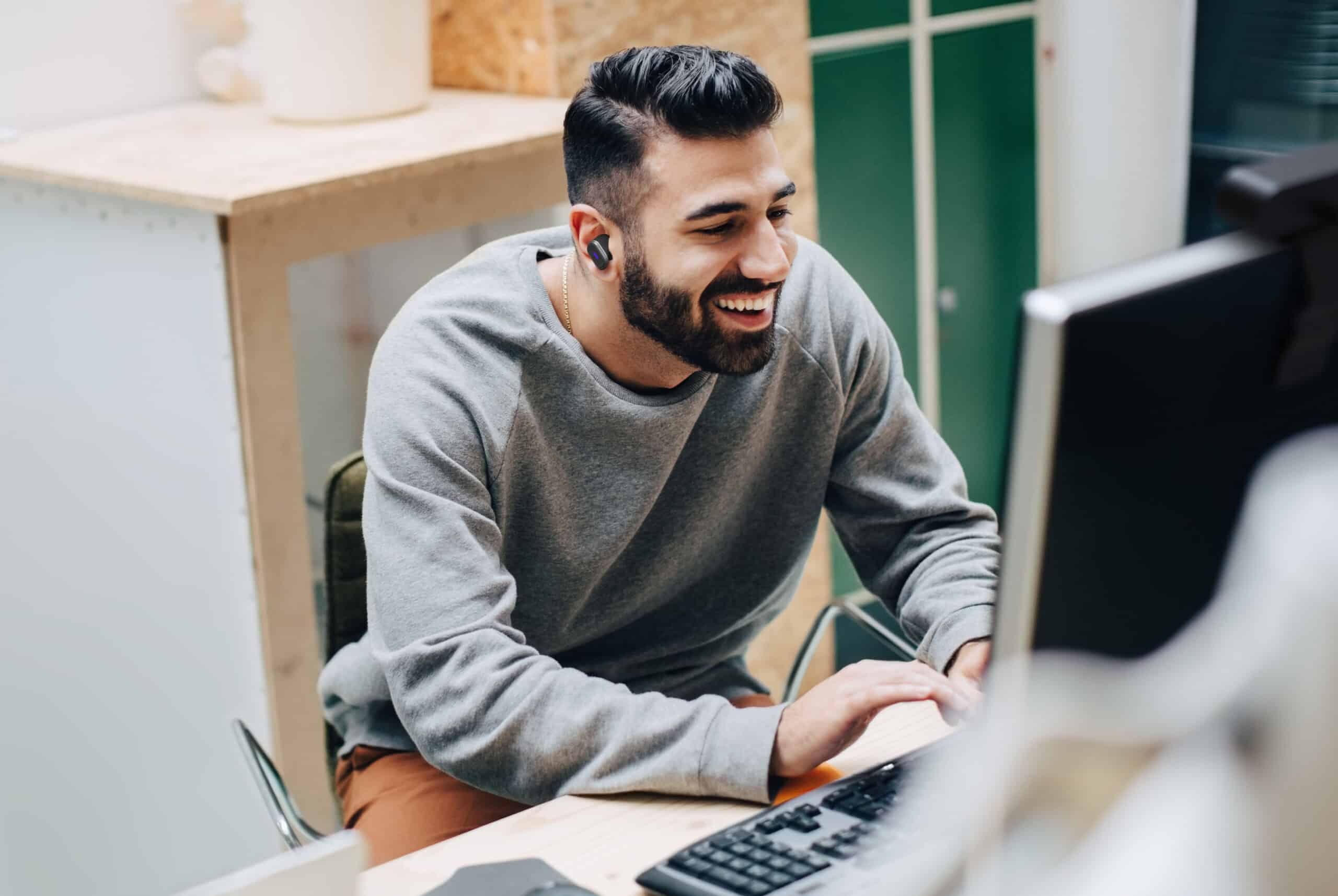 Logitech introduces Zone True Wireless (and Wired) Earbuds - Techzine ...