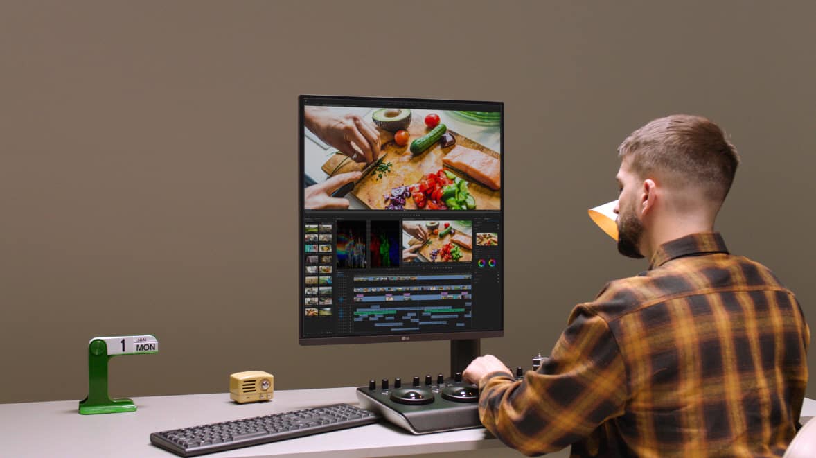 LG introduces vertical DualUp monitor for creative professionals ...