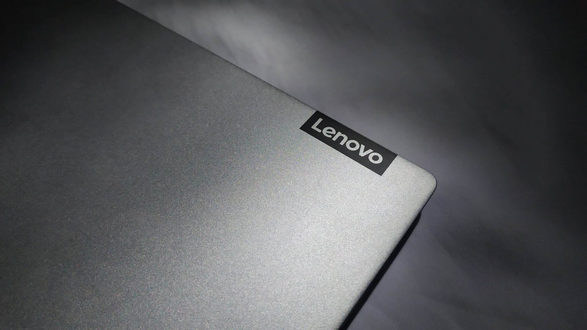 Lenovo BIOS updates patch security bugs in hundreds of models ...