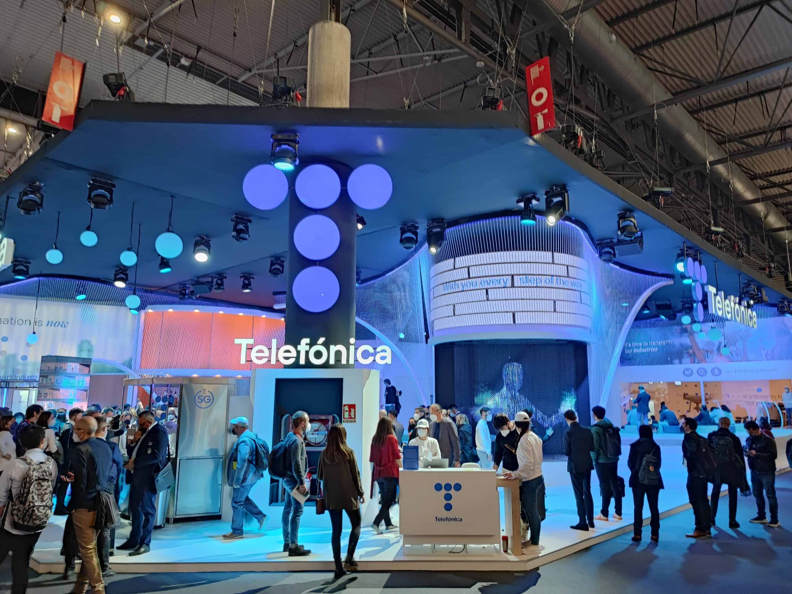 Telefónica moving one million 5G clients to public cloud service AWS is ...