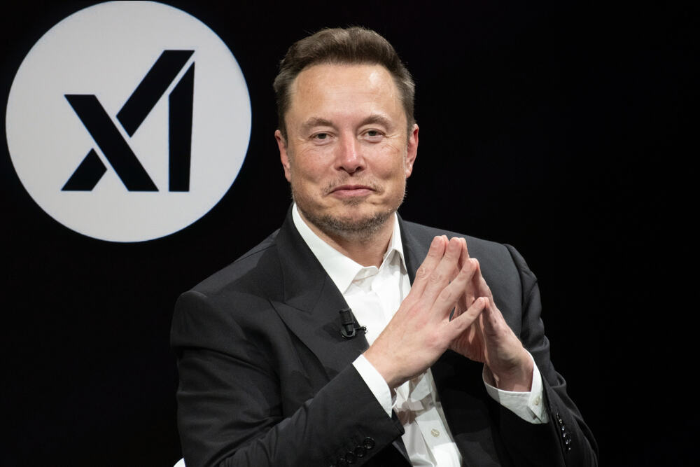 Musk reportedly working on xAI supercomputer for late 2025 - Techzine ...