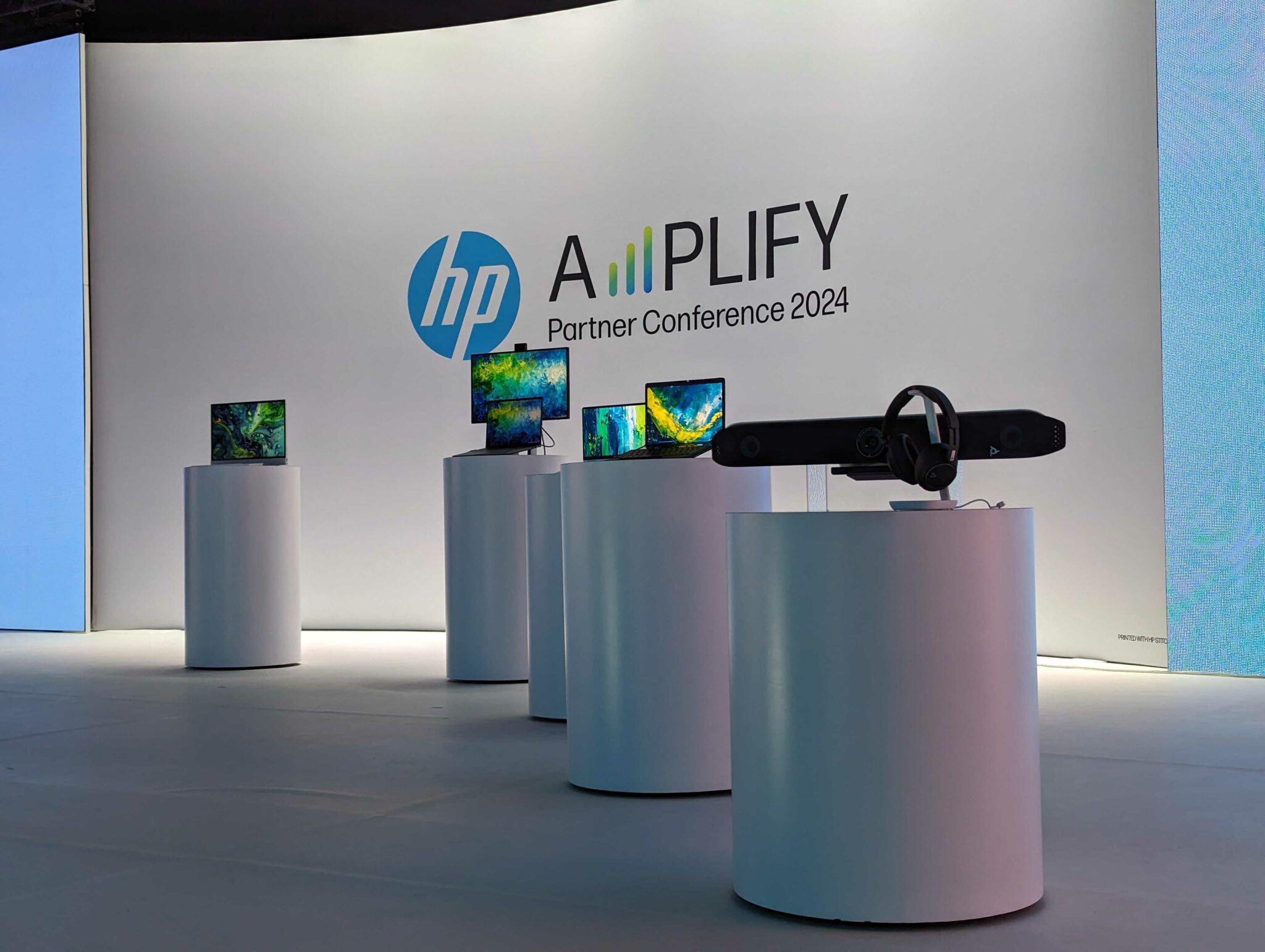 HP presents new AI PCs, Poly webcams and monitors - Techzine Global