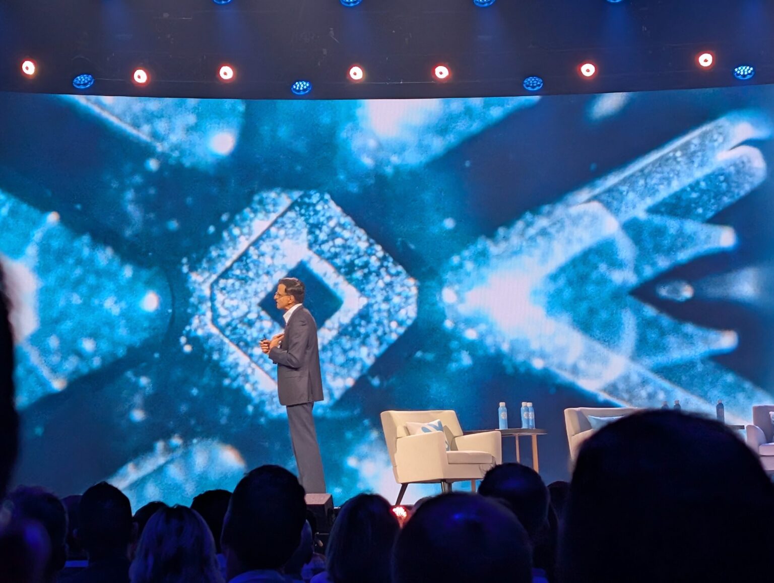 Snowflake accelerates data analysis with Cortex AISQL and SnowConvert ...